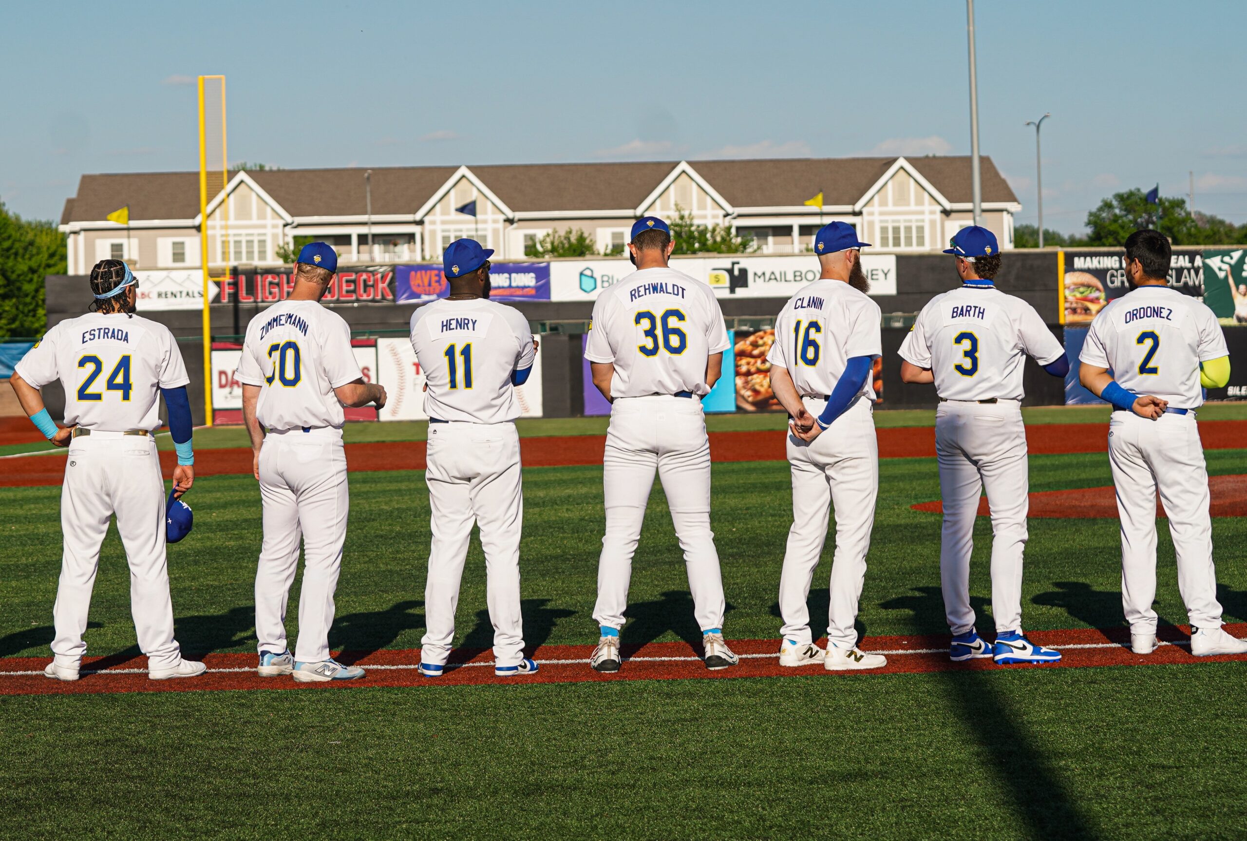 CANARIES FALL IN ROADTRIP FINALE - Sioux Falls Canaries